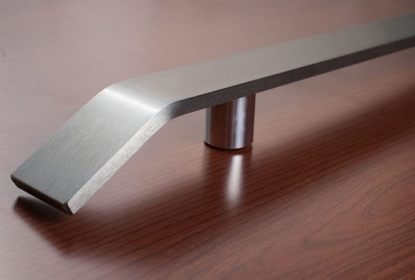 thanh-la-inox-duoc-ung-dung-trong-san-xuat-do-gia-dung - Điện Châu Á