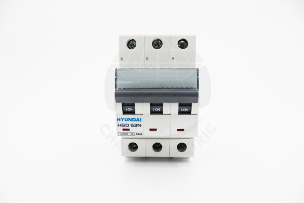 HYUNDAI-MCB-CB-Tep-HGD-600x400 - Điện Châu Á